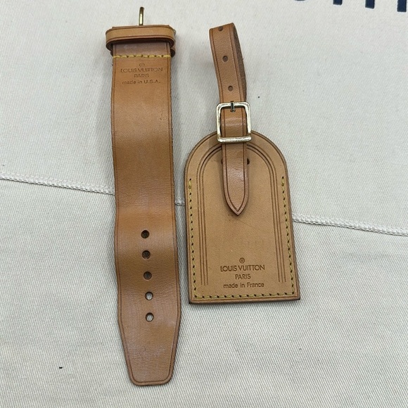 Louis Vuitton | Bags | Authentic Louis Vuitton Luggage Name Tag Poignet ...